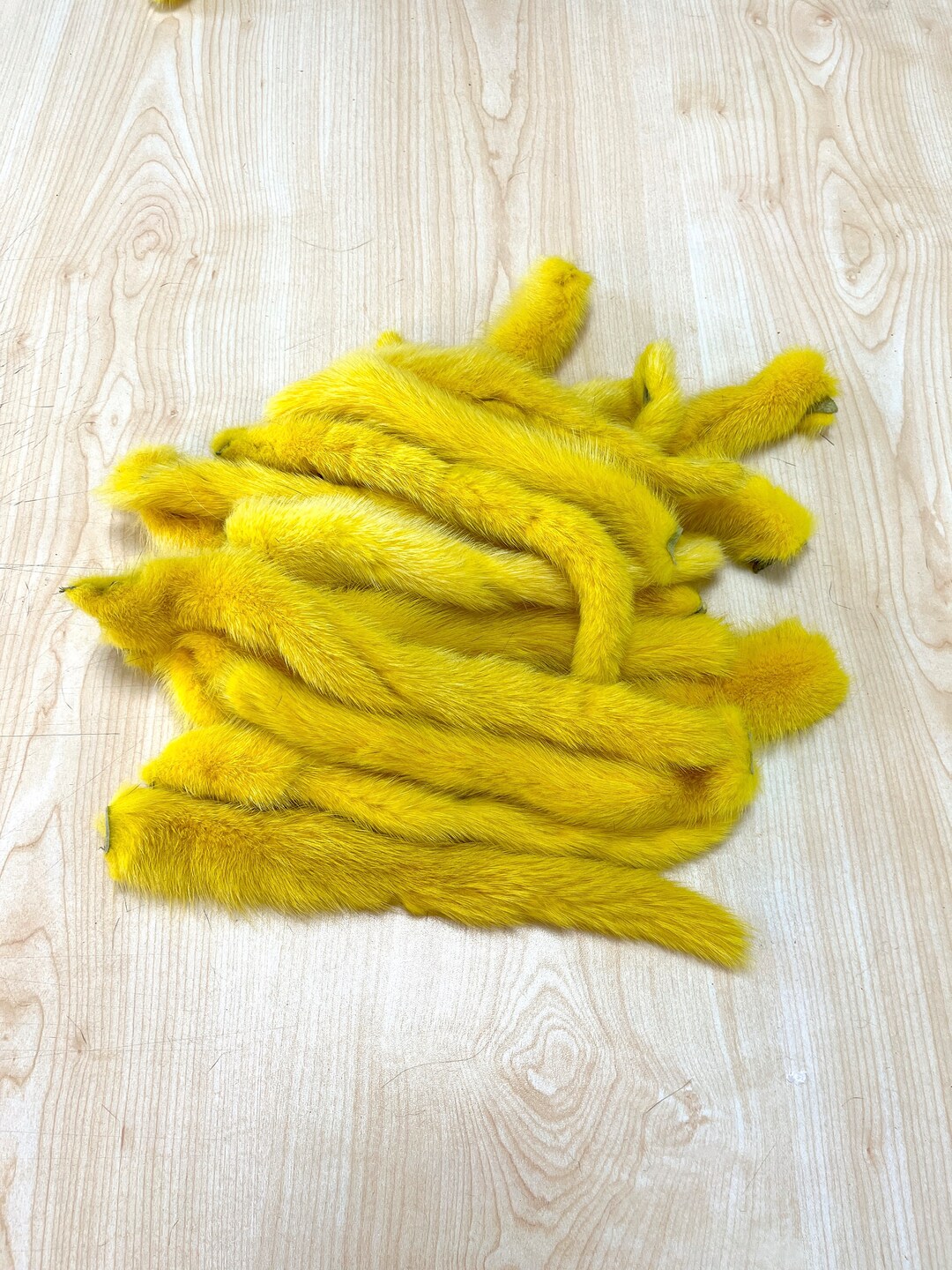 Real Mink Tail , Yellow Mink Tail , Dyed Yellow Mink Tail , Soft Mink ...