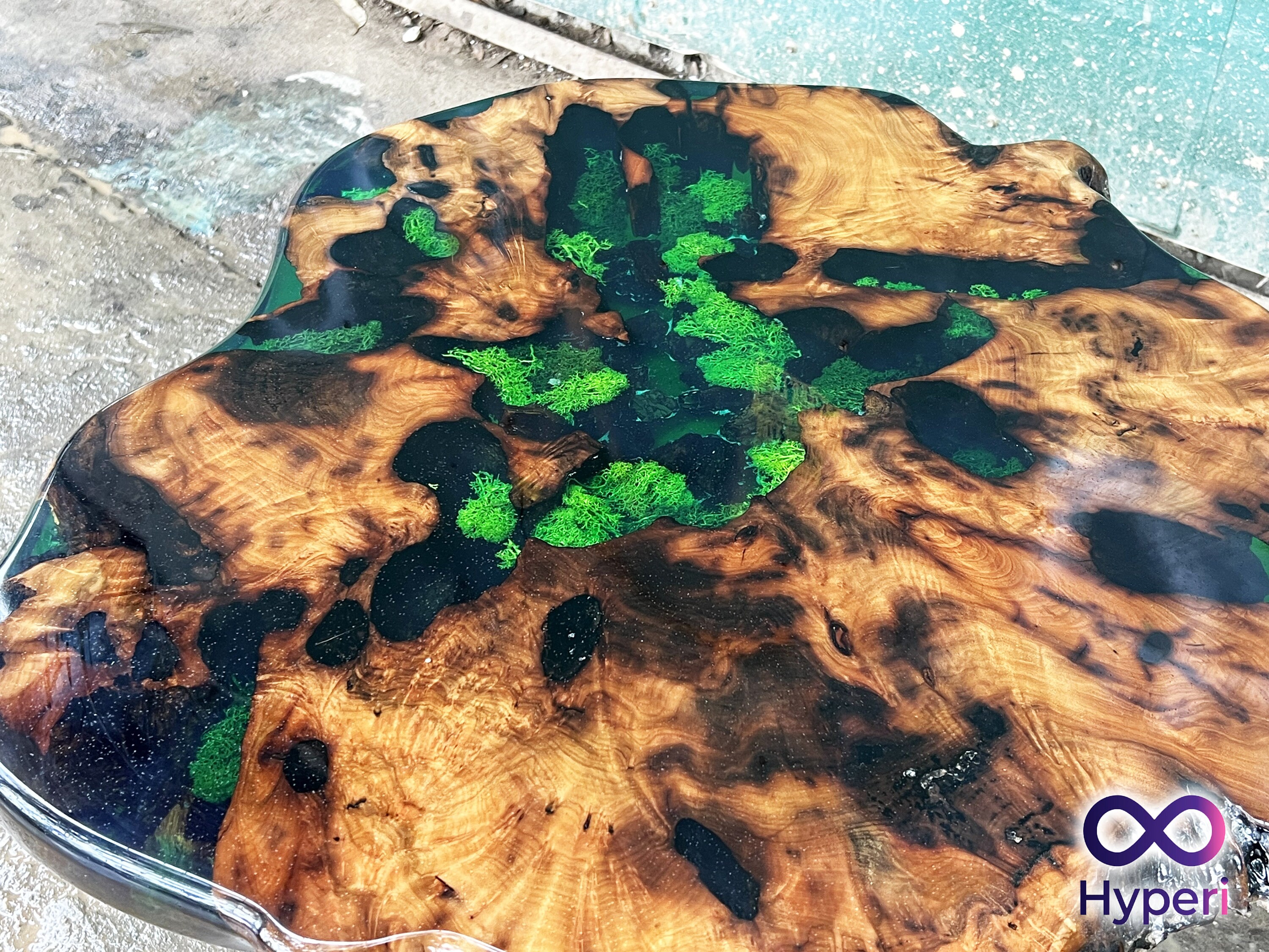 Customized Tree Stump Green Epoxy Coffee Table, Handmade Live Edge ...
