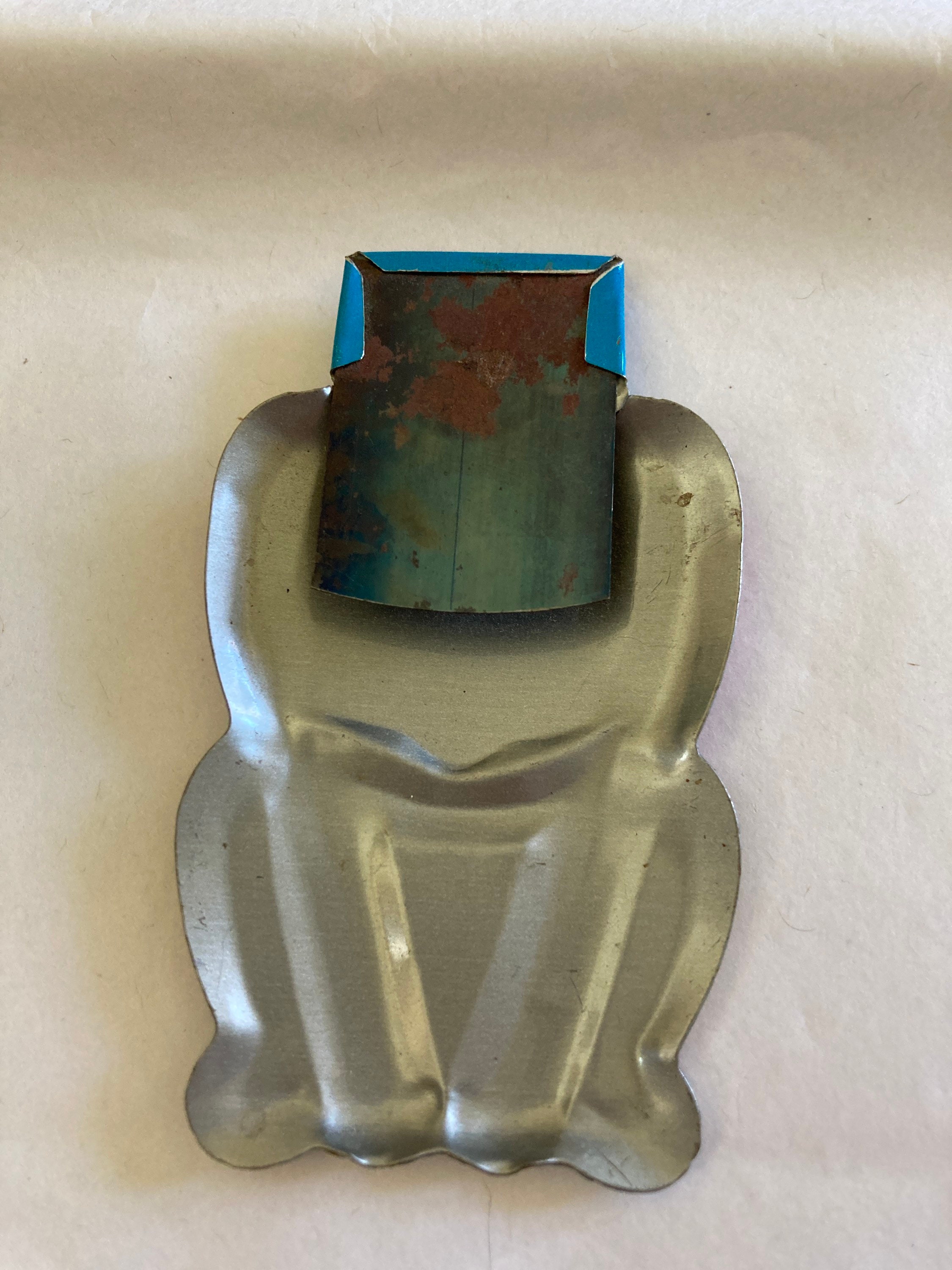 Vintage Tin Clickers With Great Graphics Lion, Dog and Cowgirl - Etsy