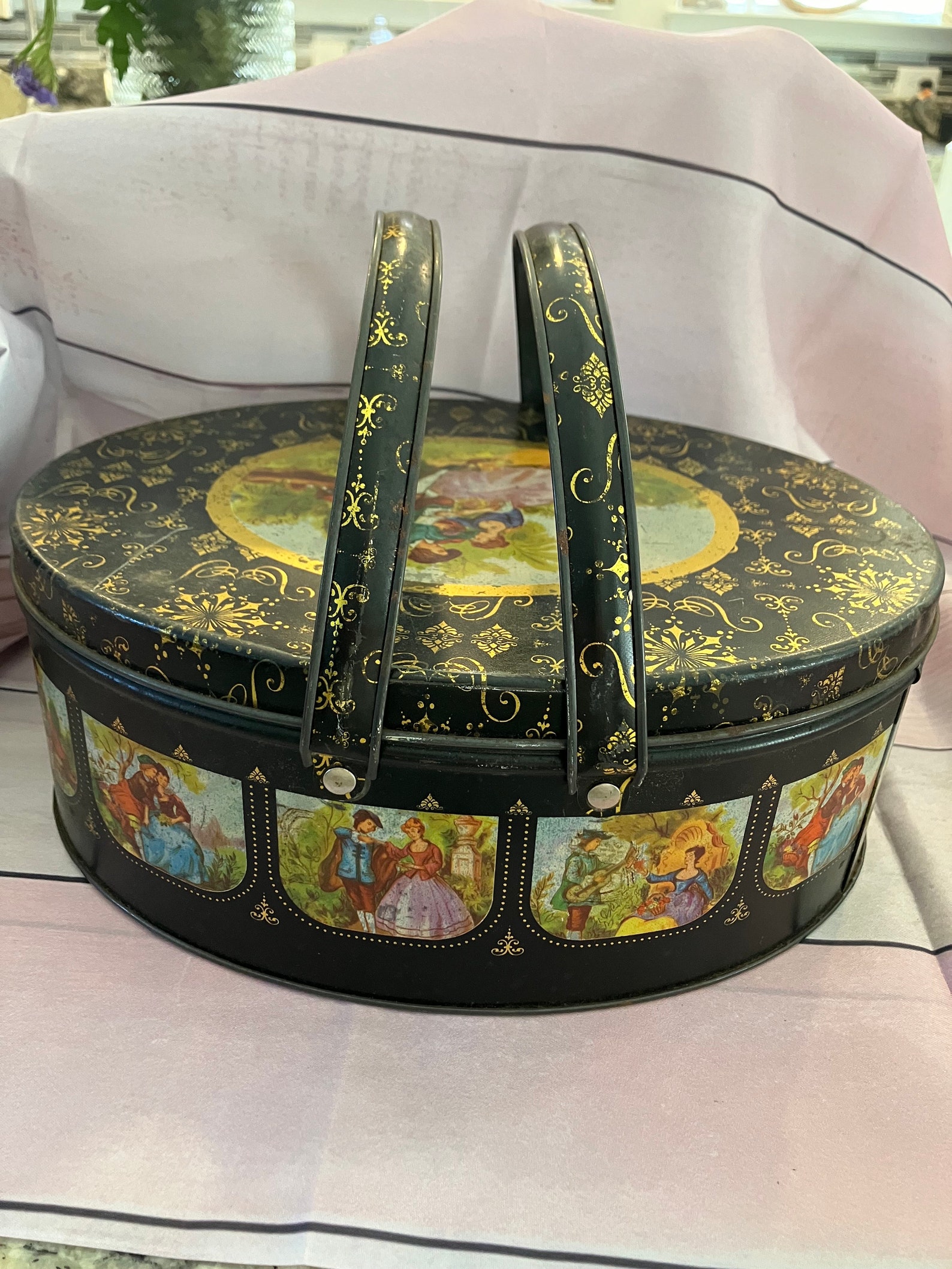 Vintage Two Handle Tin for Storage, Lunchbox, Sewing Romantic Victorian ...