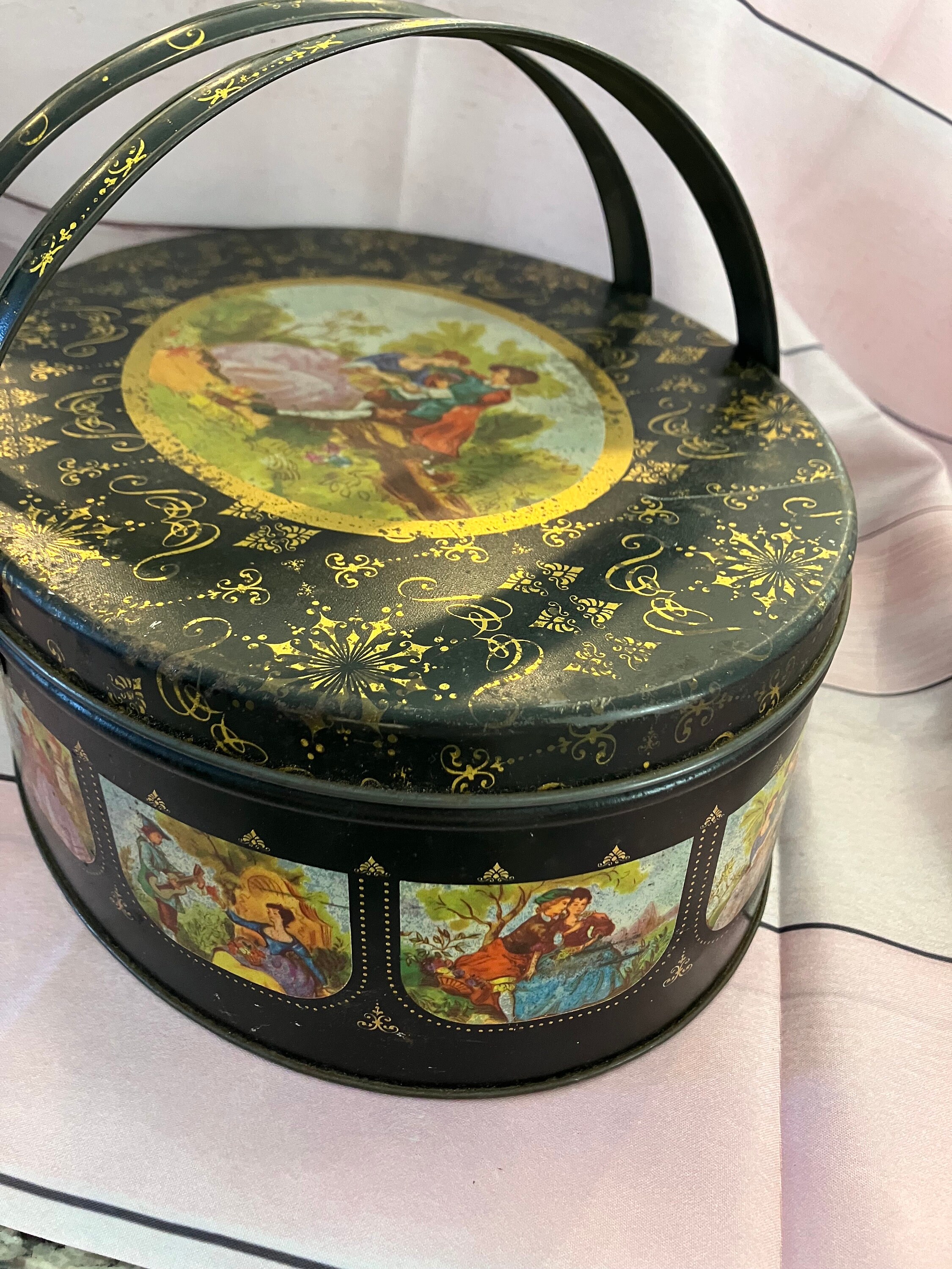Vintage Two Handle Tin for Storage, Lunchbox, Sewing Romantic Victorian ...
