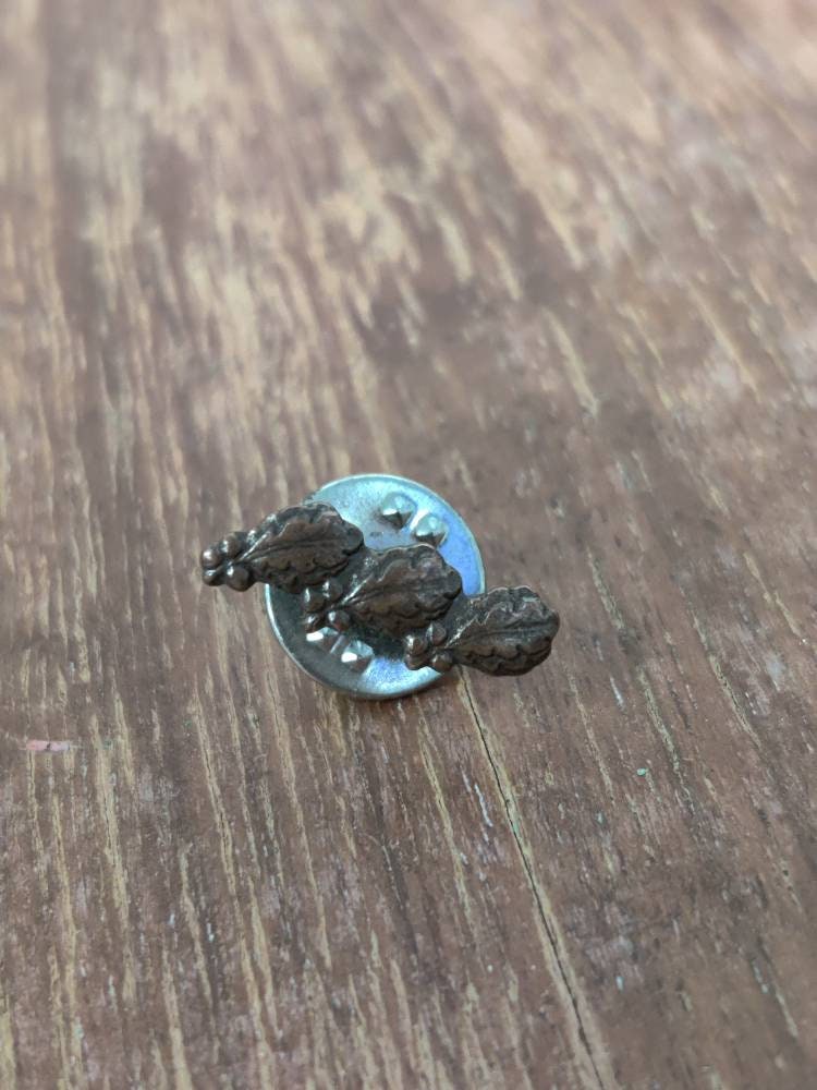 Vintage Triple Oak Leaf Cluster Pin - Etsy