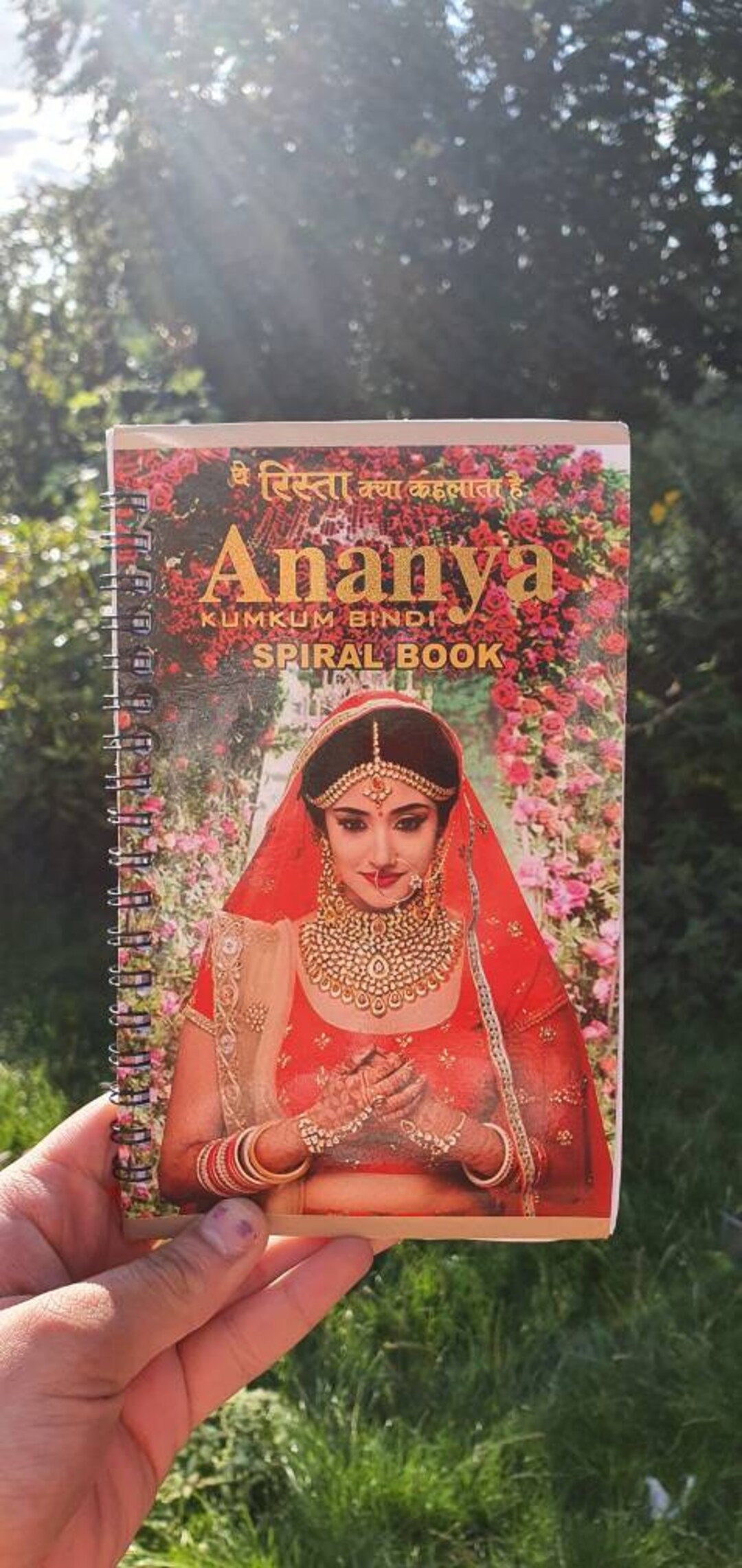 Indian and Pakistani Shimmer Bindi Book - over 950 bindis. Many colours ...