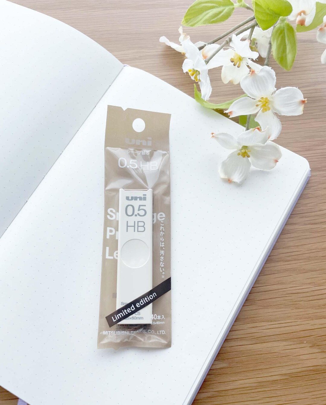 0.5mm HB Graphite Lead Refill - Uni Smudge Proof Lead - Limited Edition ...