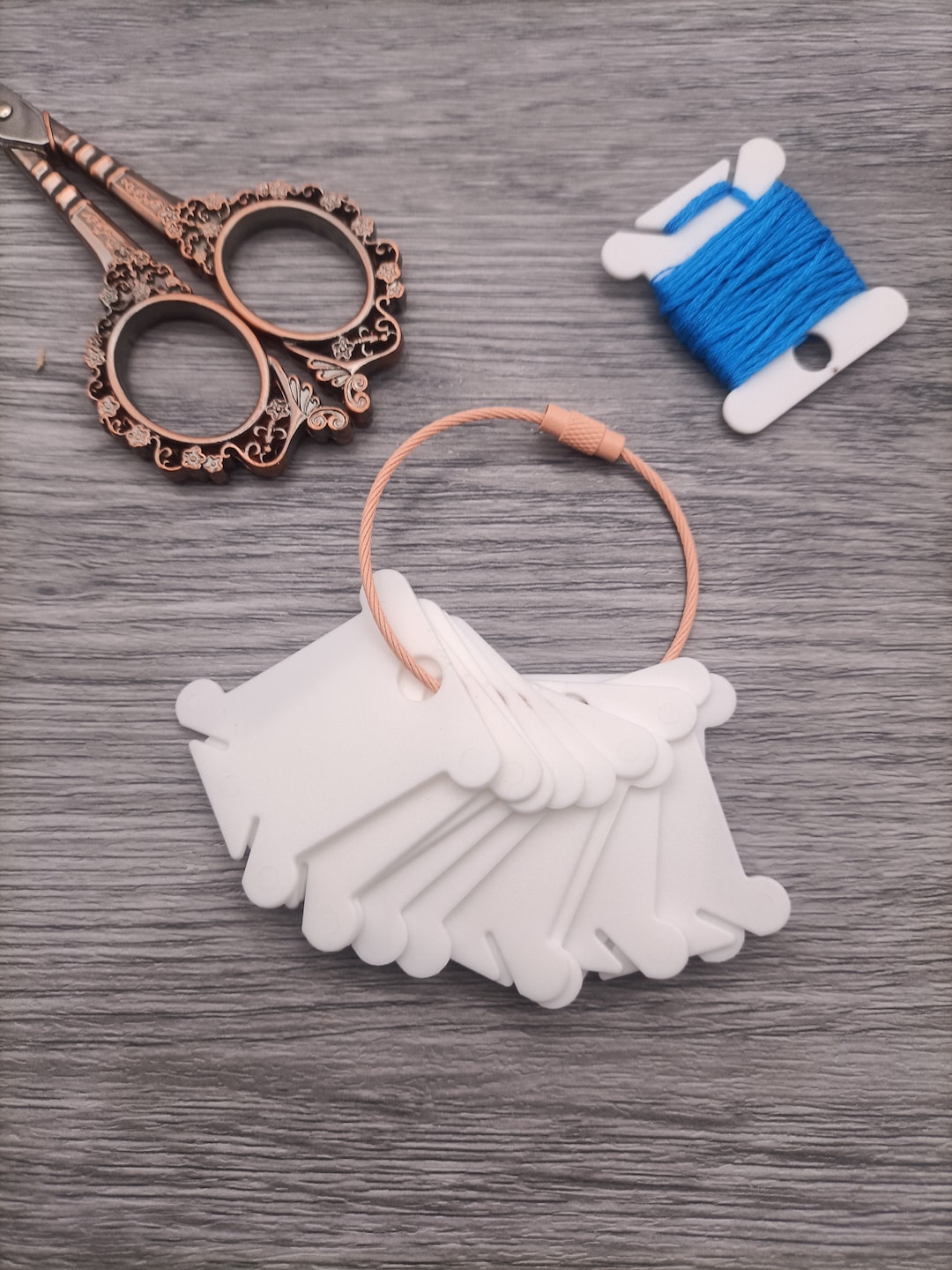 Thread Bobbin Holder, Embroidery Floss Organizer, Set of 10 White ...