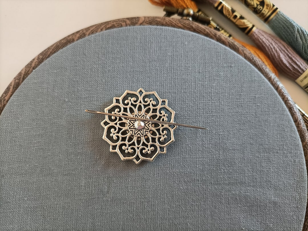 Silver Round Needle Minder, Needle Keeper, Needle Magnet, Magnetic ...