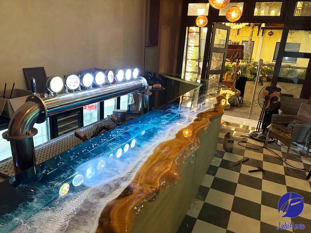 Personalized Epoxy Resin Bar Top, Customized Live Edge Epoxy Resin ...