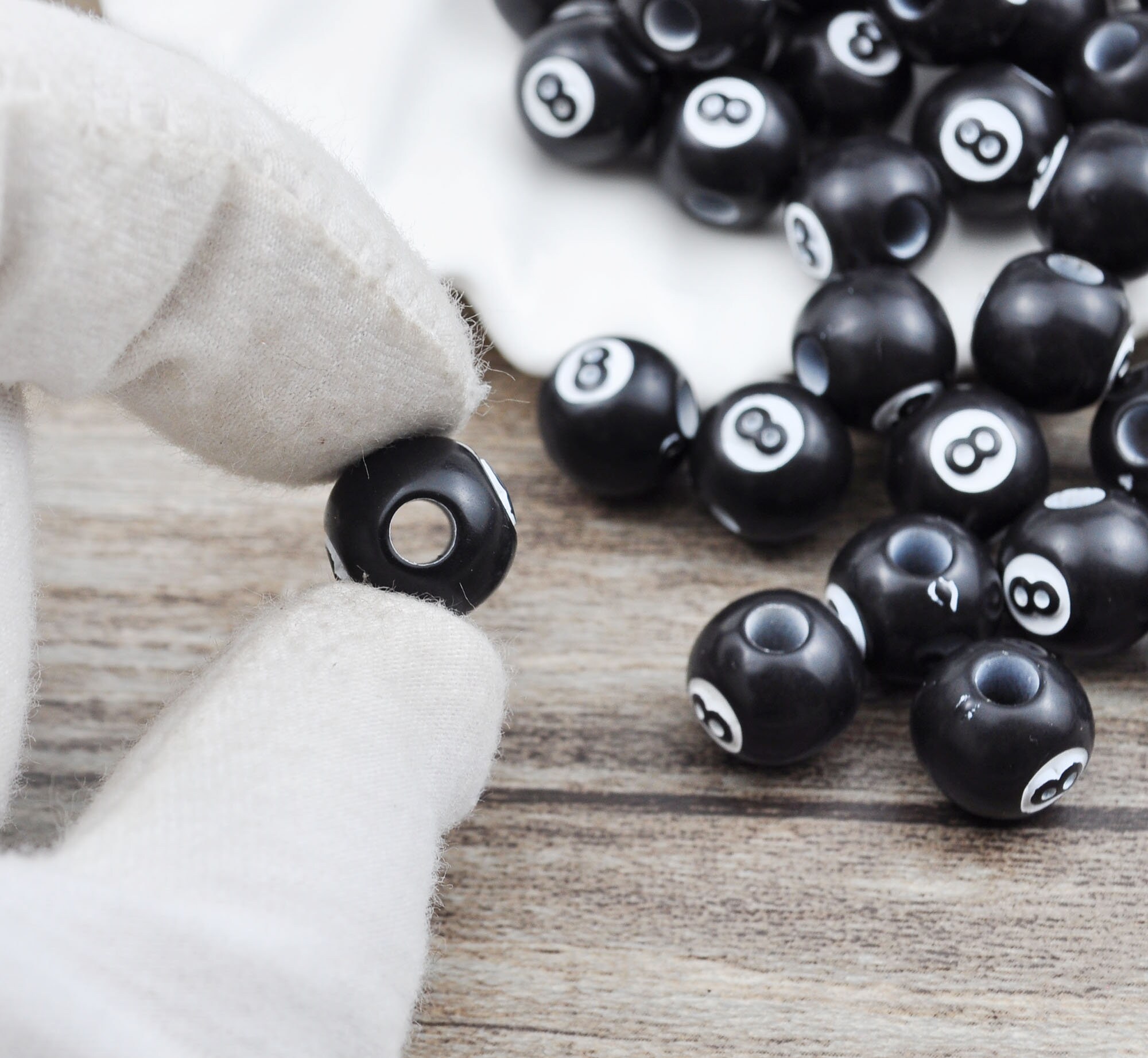 50pcs Black White Number 8 Beads,8 Ball Black Acrylic Beads, 8 Ball ...