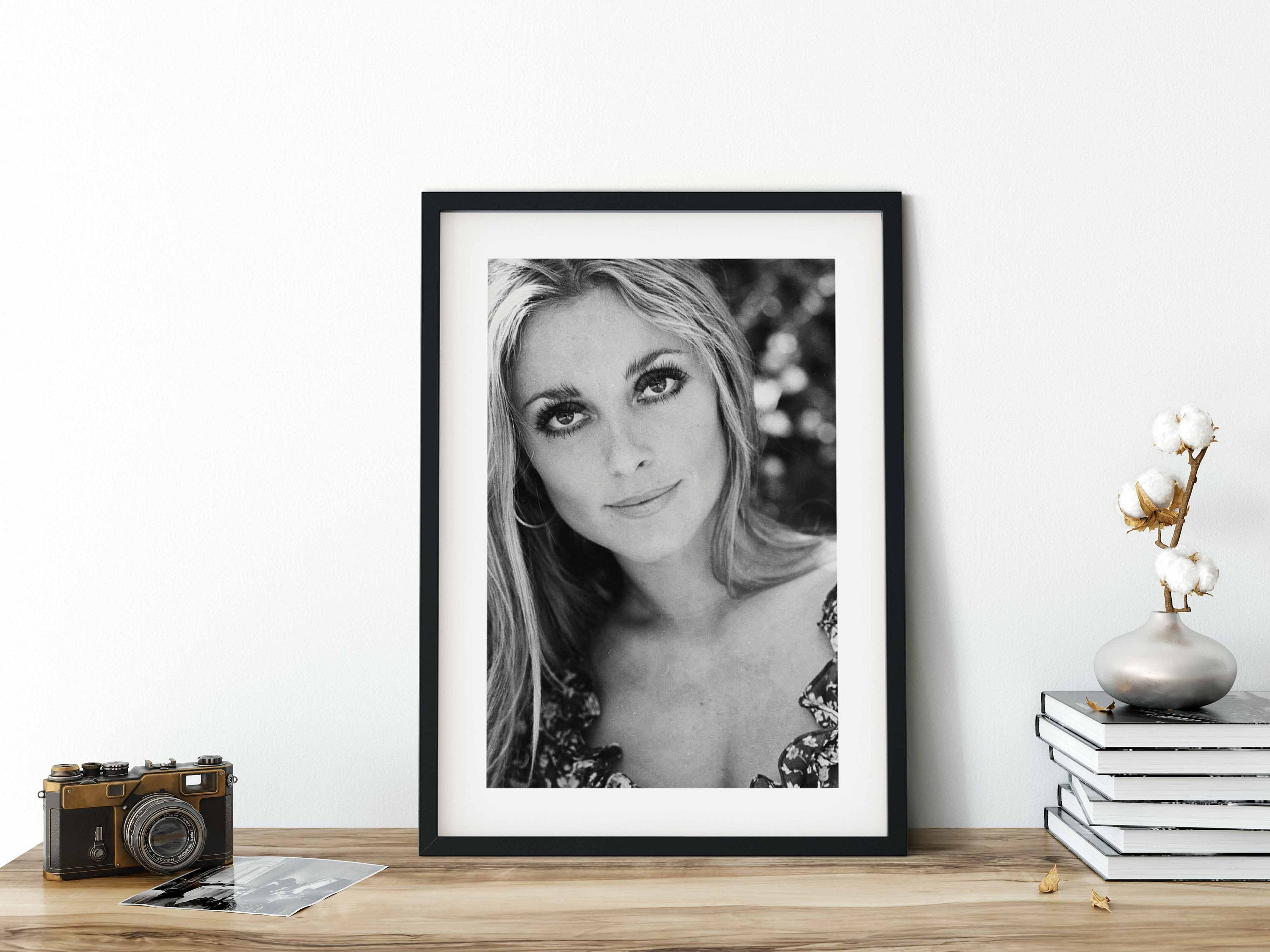 Sharon Tate Vintage Photo Print Wall Art Wall Decor Abstract Act Retro ...