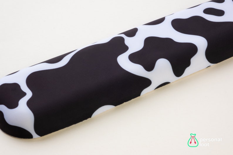 Moo Moo Cow Print Keyboard Wrist Rest – for PC Setup and Gaming - Etsy