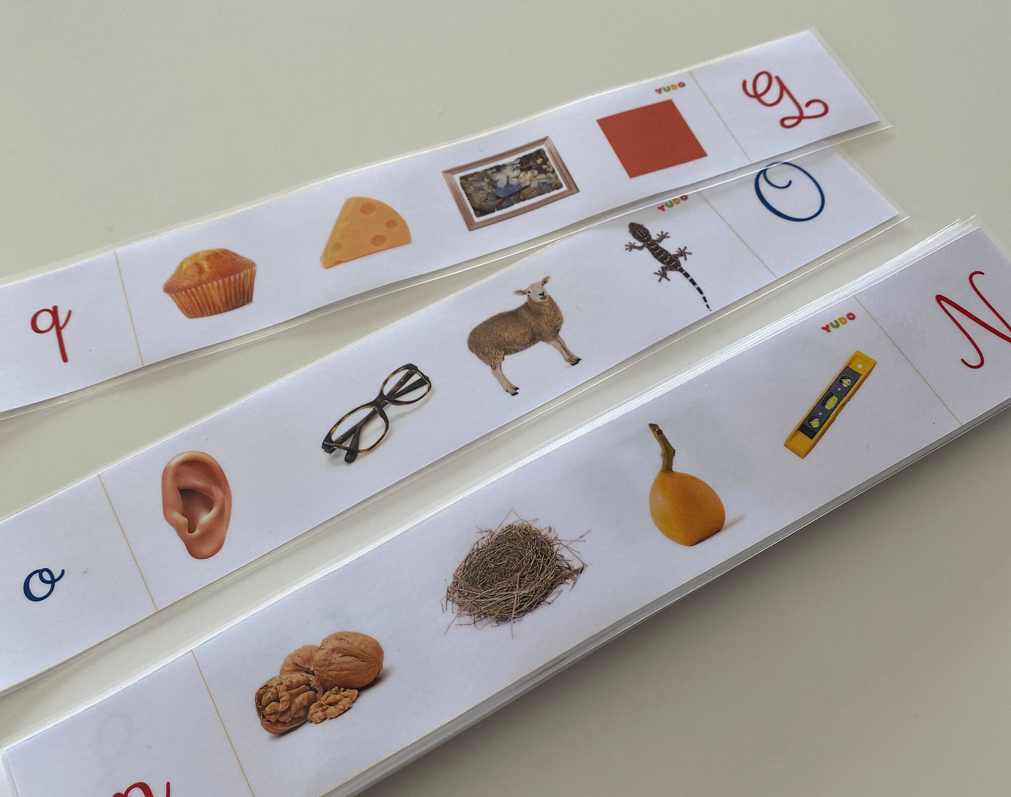 BEGINNING SOUNDS Worksheets in Portuguese, Montessori Phonics Cards ...