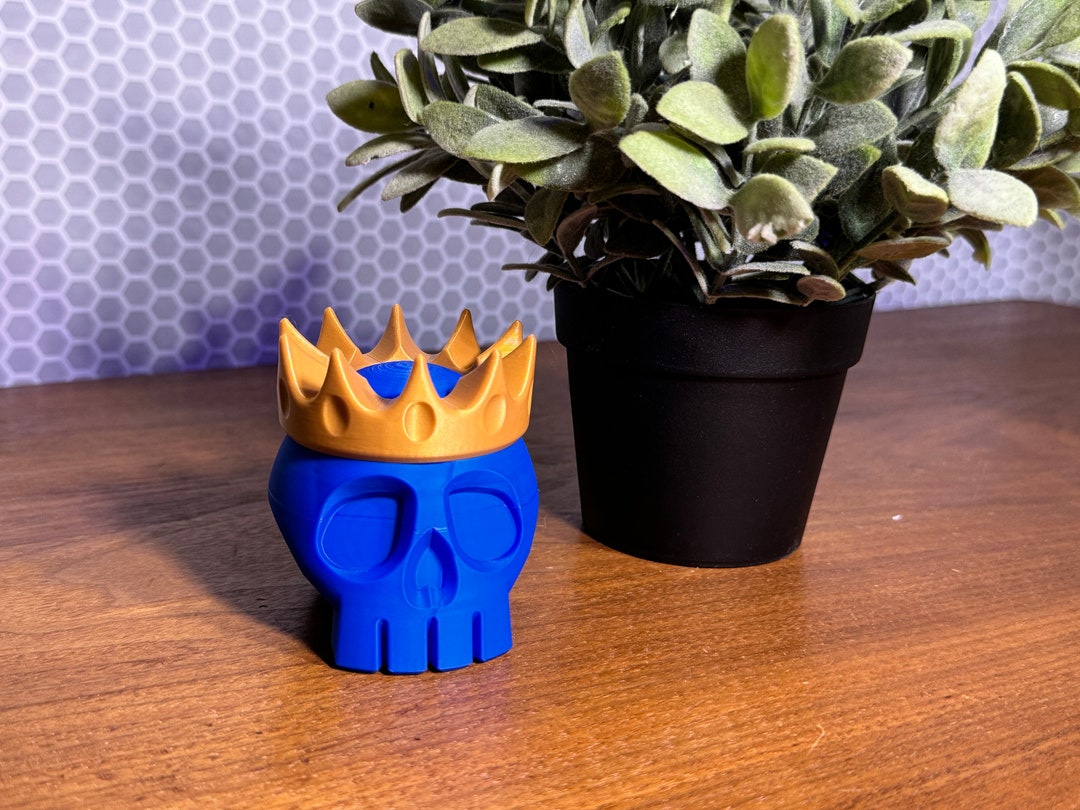 Toon Skull Container Jar With Crown Spooky Halloween Decor, Gothic ...