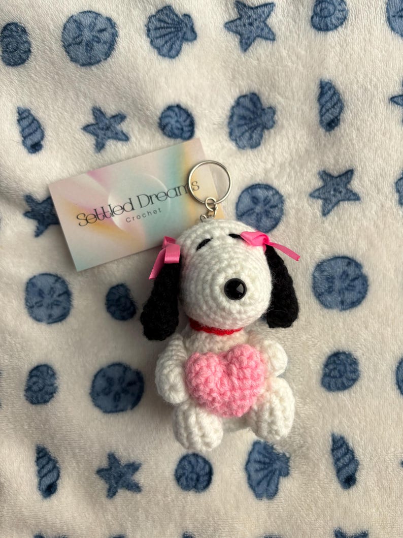 Heart Snoopy Crochet Keychain - Etsy
