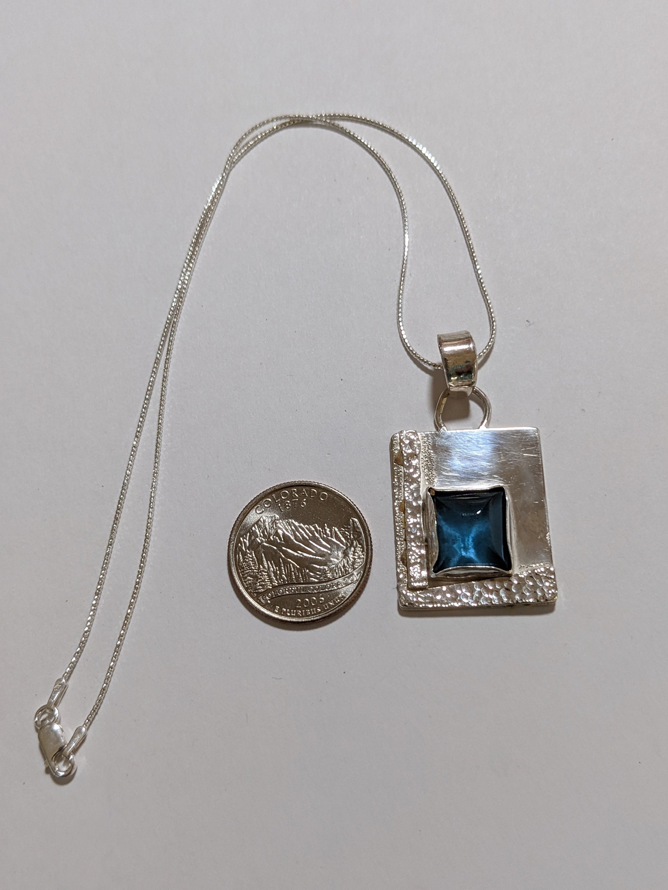 Luminous Blue stone and Sterling Pendant - Etsy.de