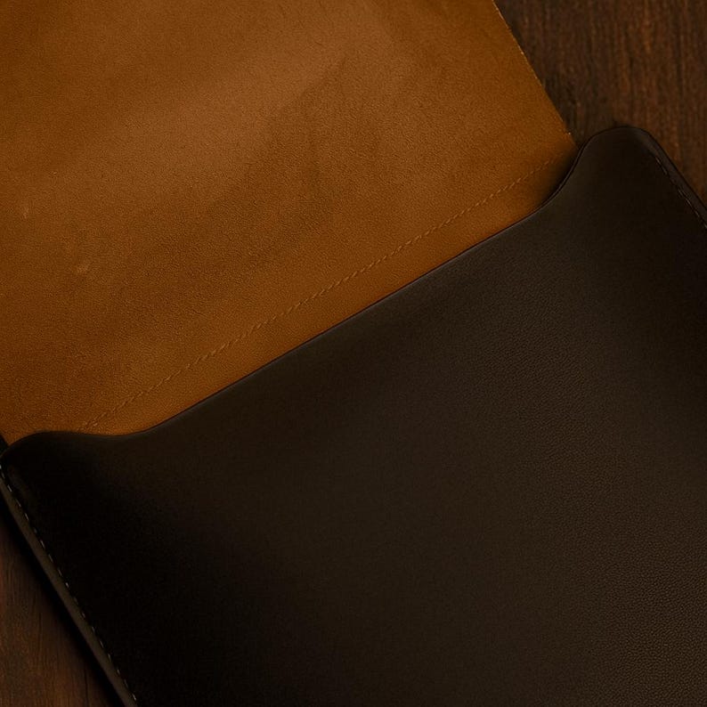 Personalized Leather iPad Pro 13 Sleeve: Handcrafted iPad Air Cover M2 ...