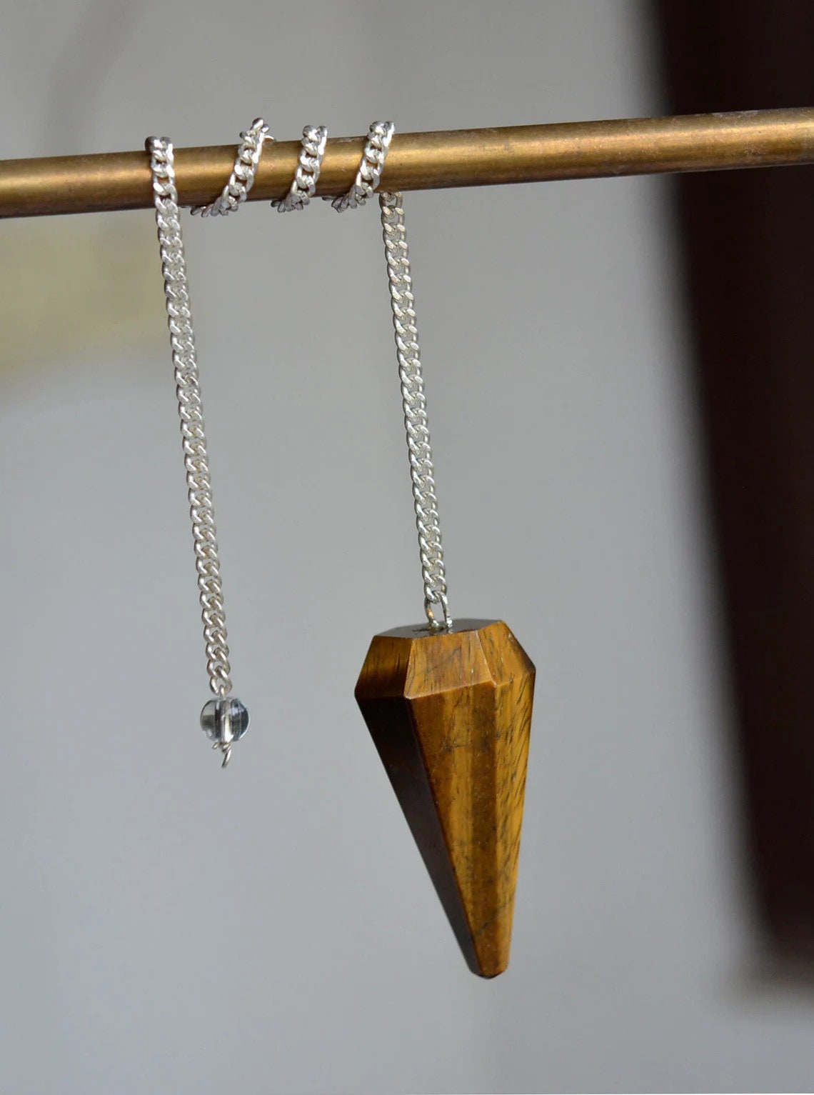 Bulk Tiger Eye Pendulums | Crystal Pendulum | Healing Dowsing Pendulum ...
