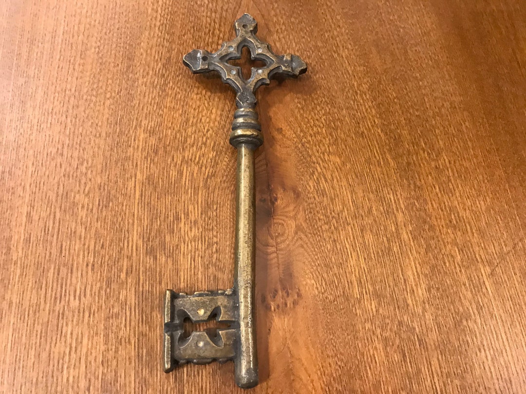 Christian Decor, Crucifix Key, Croos Key, Old Key, Brass Decor, Cross ...