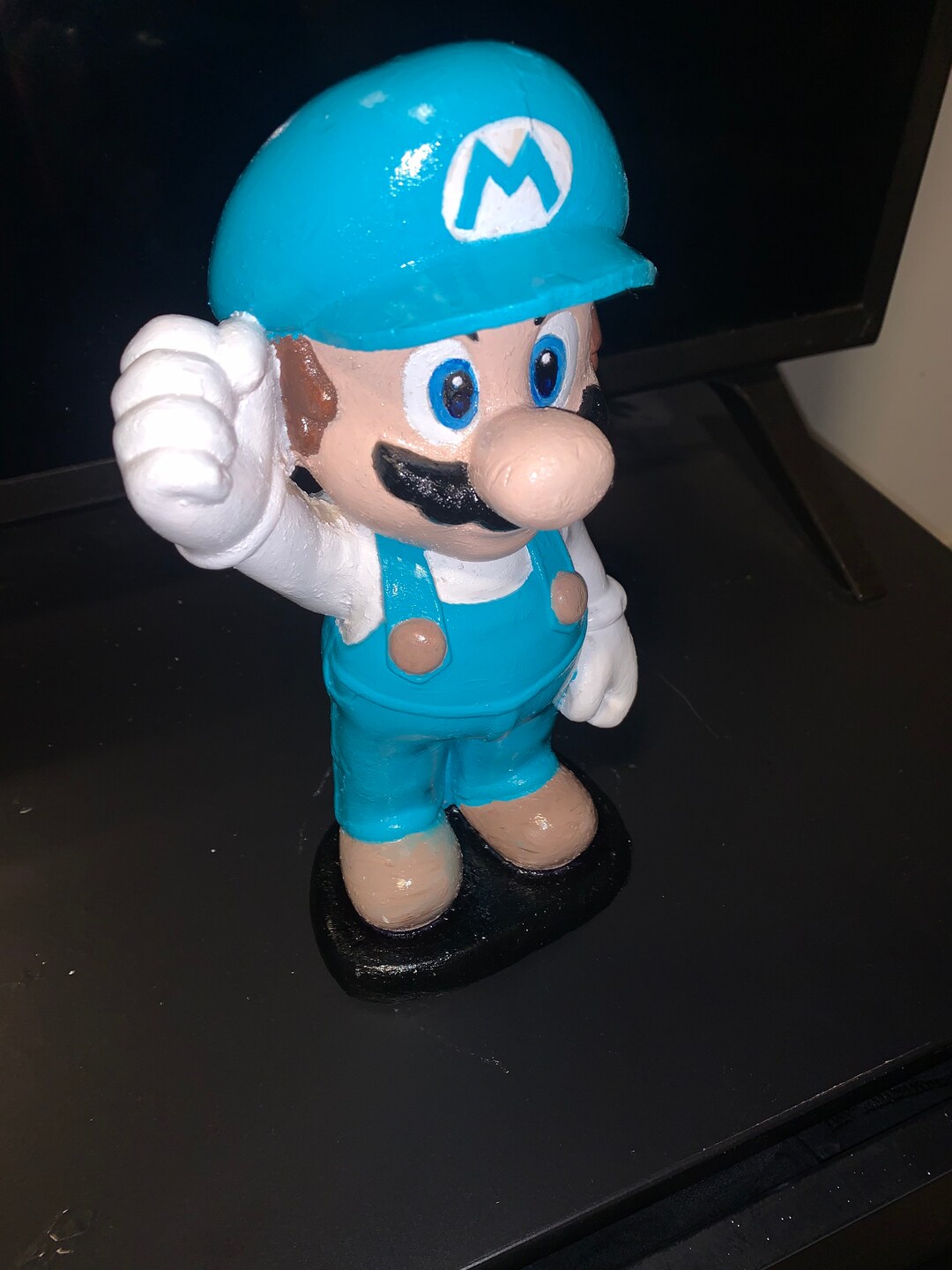 Super Mario Statue - Etsy