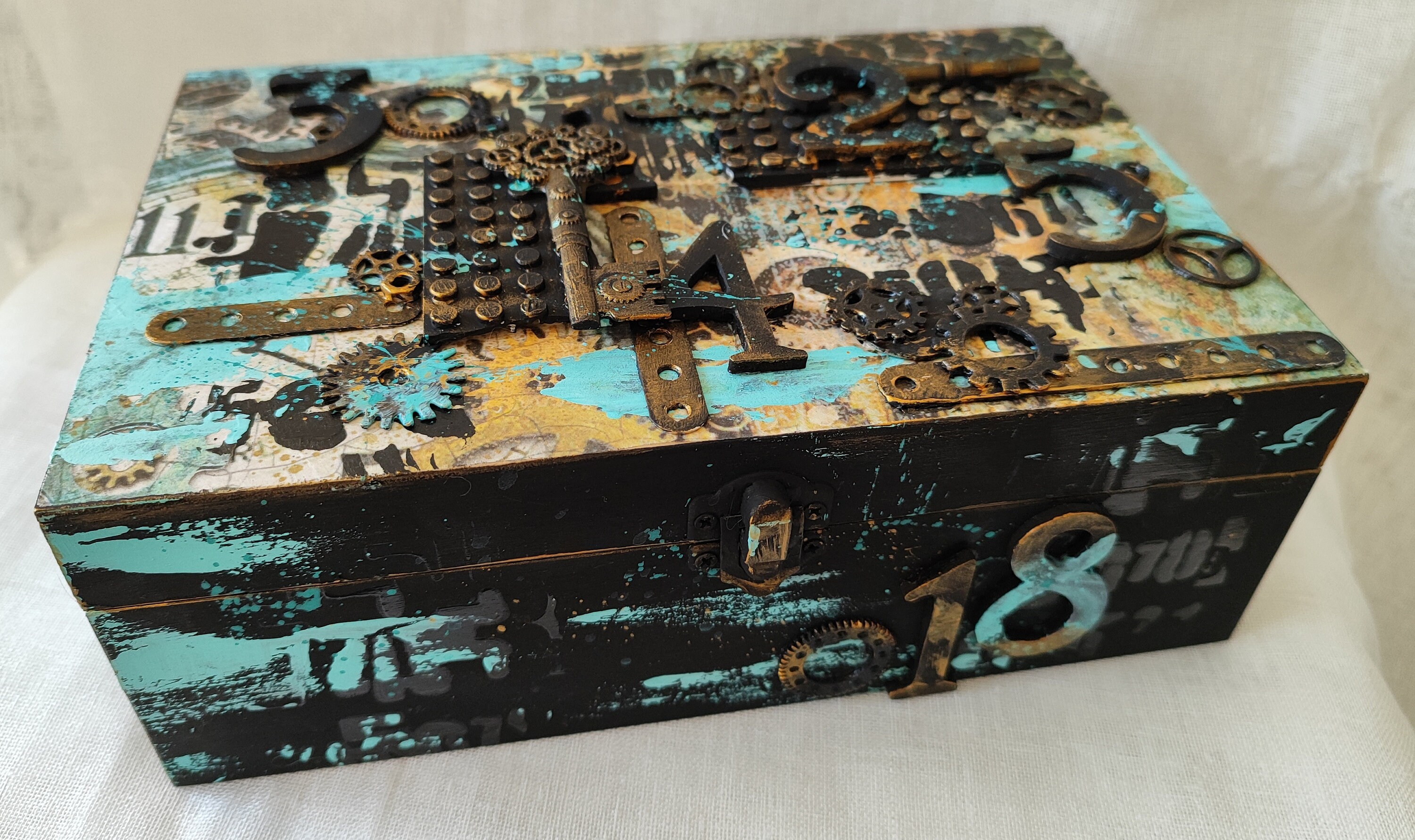 Wooden Box, Decorated Box, Gift Box, Present, Gear, Vintage, Memory Box ...