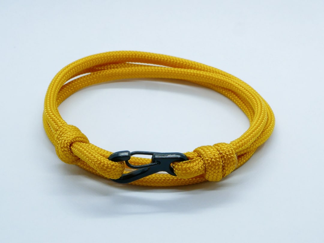 Paracord Climbing Bracelet: Minimalist Metal Carabiner Band - Etsy