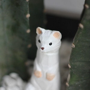Ling Ferret Figurines Wooden Lung Ferret Home Decor Wooden Decor Moms ...