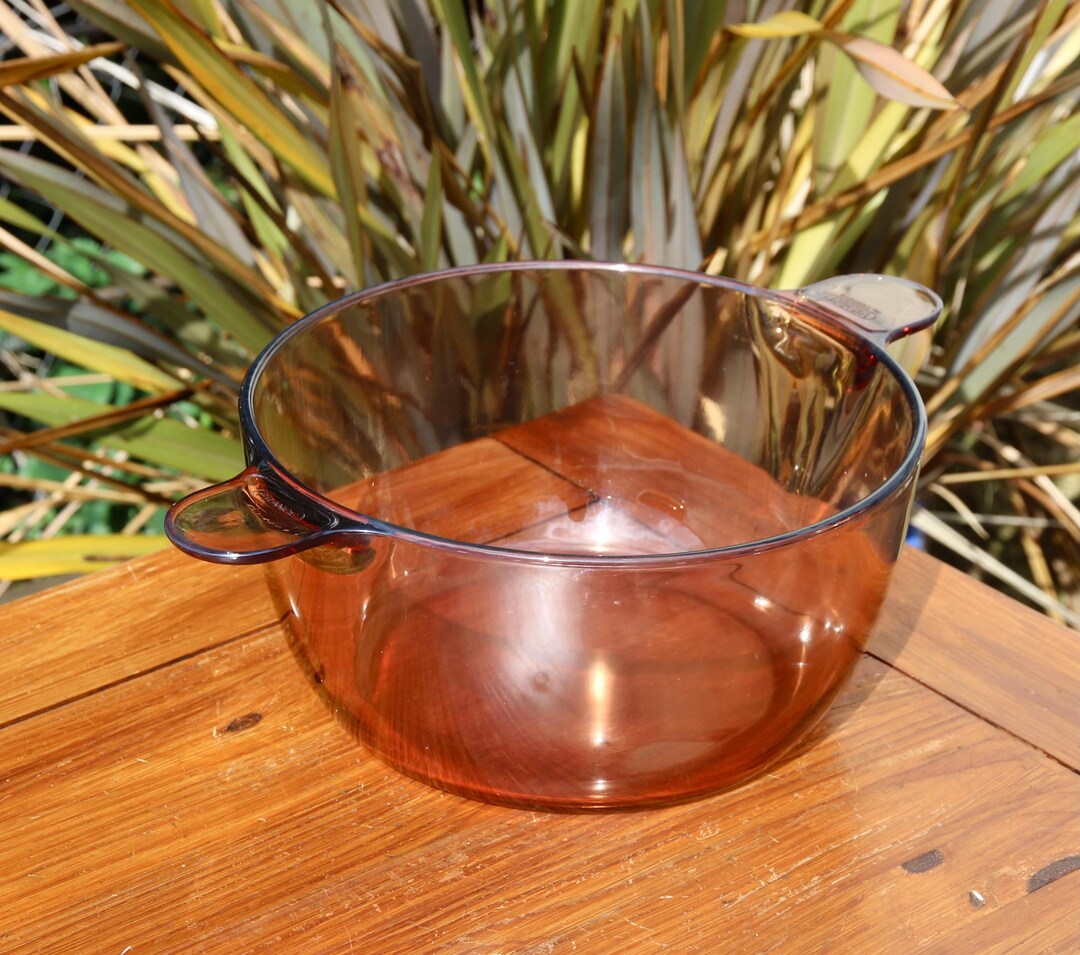 Vintage French VISION CORNING 4 Litre Smoked Glass Cook Pot / Large ...