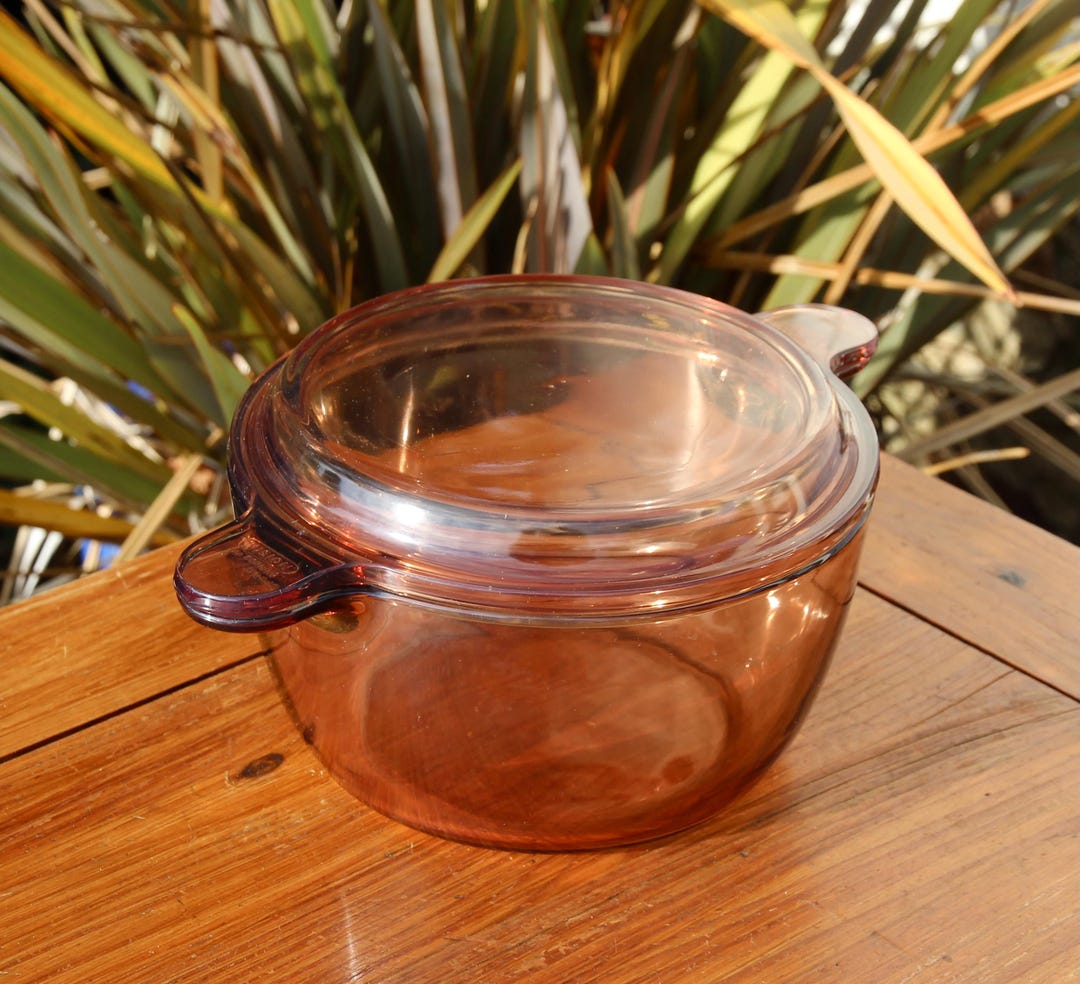 Vintage French 1.5 Litre Vision Corning Smoked Glass Lidded Casserole ...