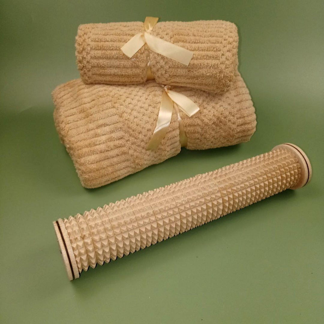Wood Foot Massager With Studded Rollers | 25cm Natural Wooden Tool for ...