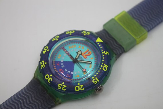 1992 Vintage Swatch Scuba 'Bermuda Triangle' SDN106, … - Gem