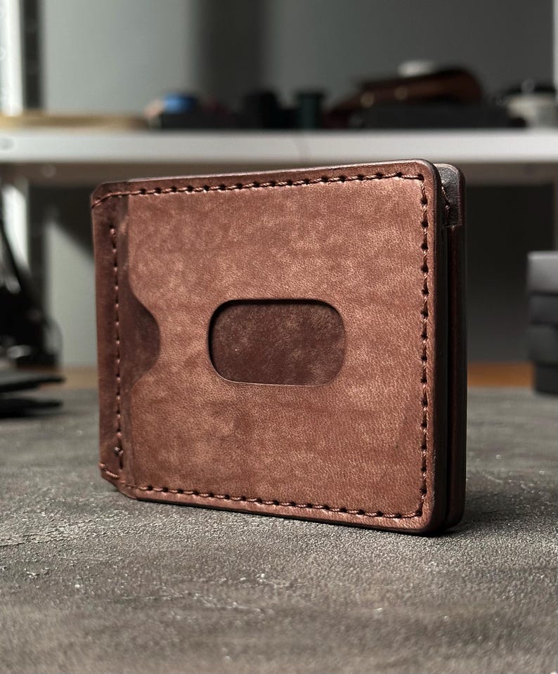 Minimalist Magnetic Wallet for Men, Handmade Italian Leather Money Clip ...