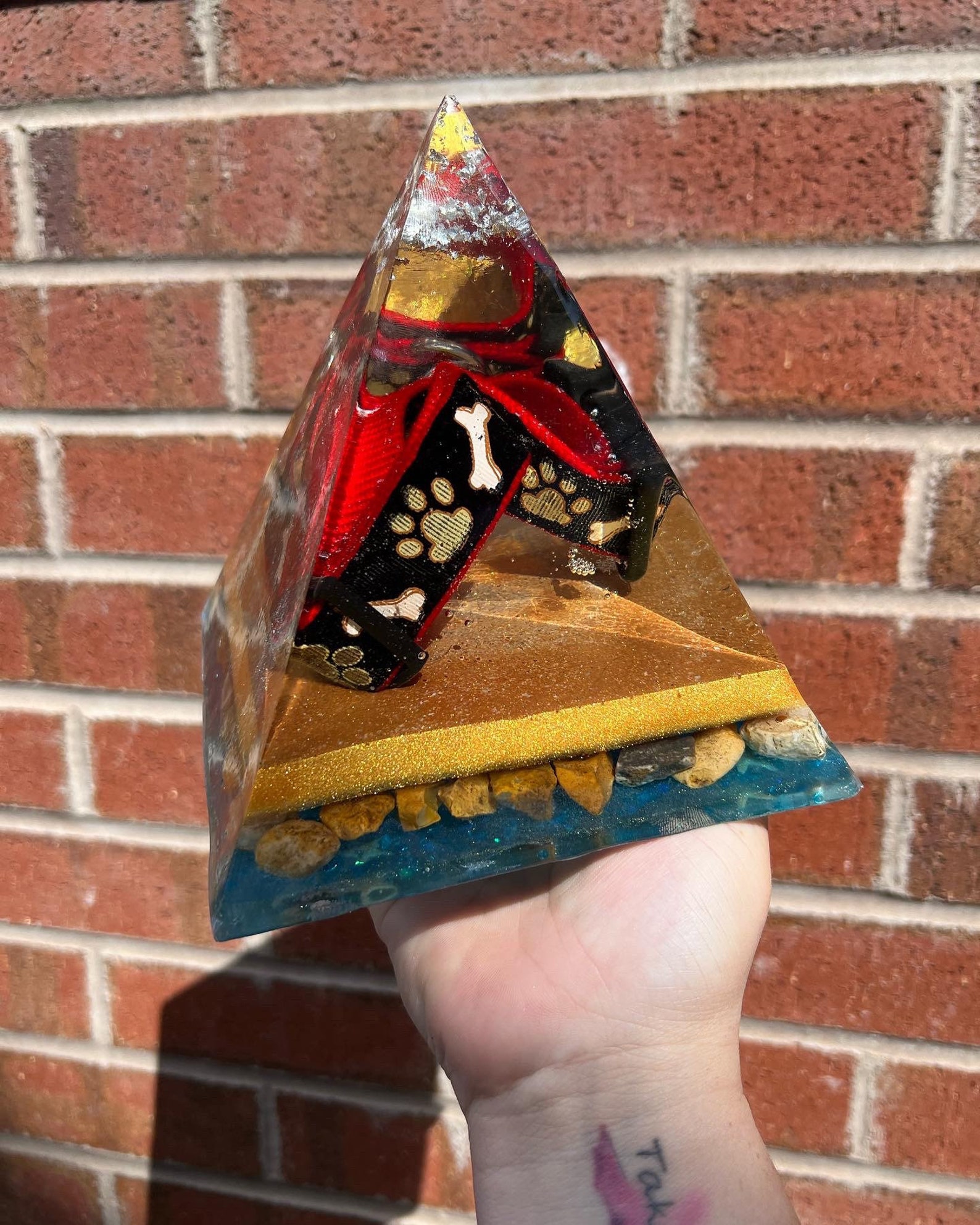 Cremation Ashes Keepsake Resin Pyramid / Pet Ashes / Resin - Etsy UK