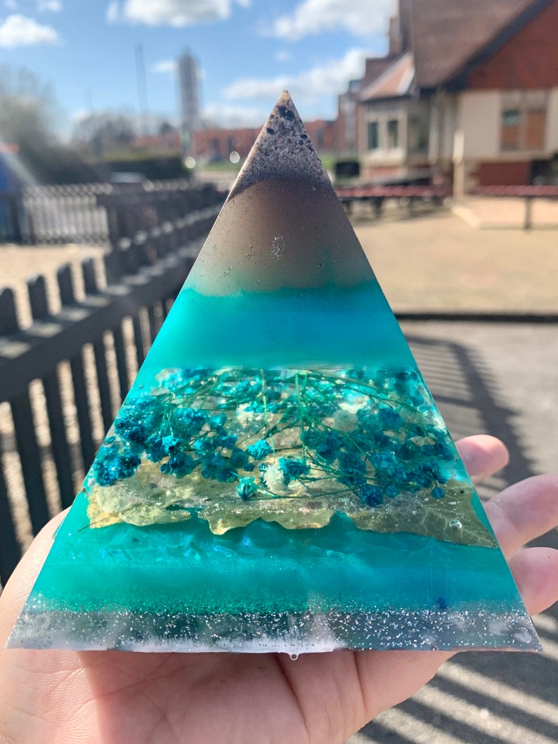 Cremation Ashes Keepsake Resin Pyramid / Pet Ashes / Resin - Etsy UK