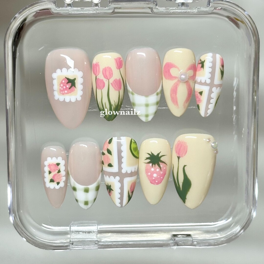 Hand-painted Flower Stamp Pattern Tulips Strawberry Bow Mix Match Nails ...