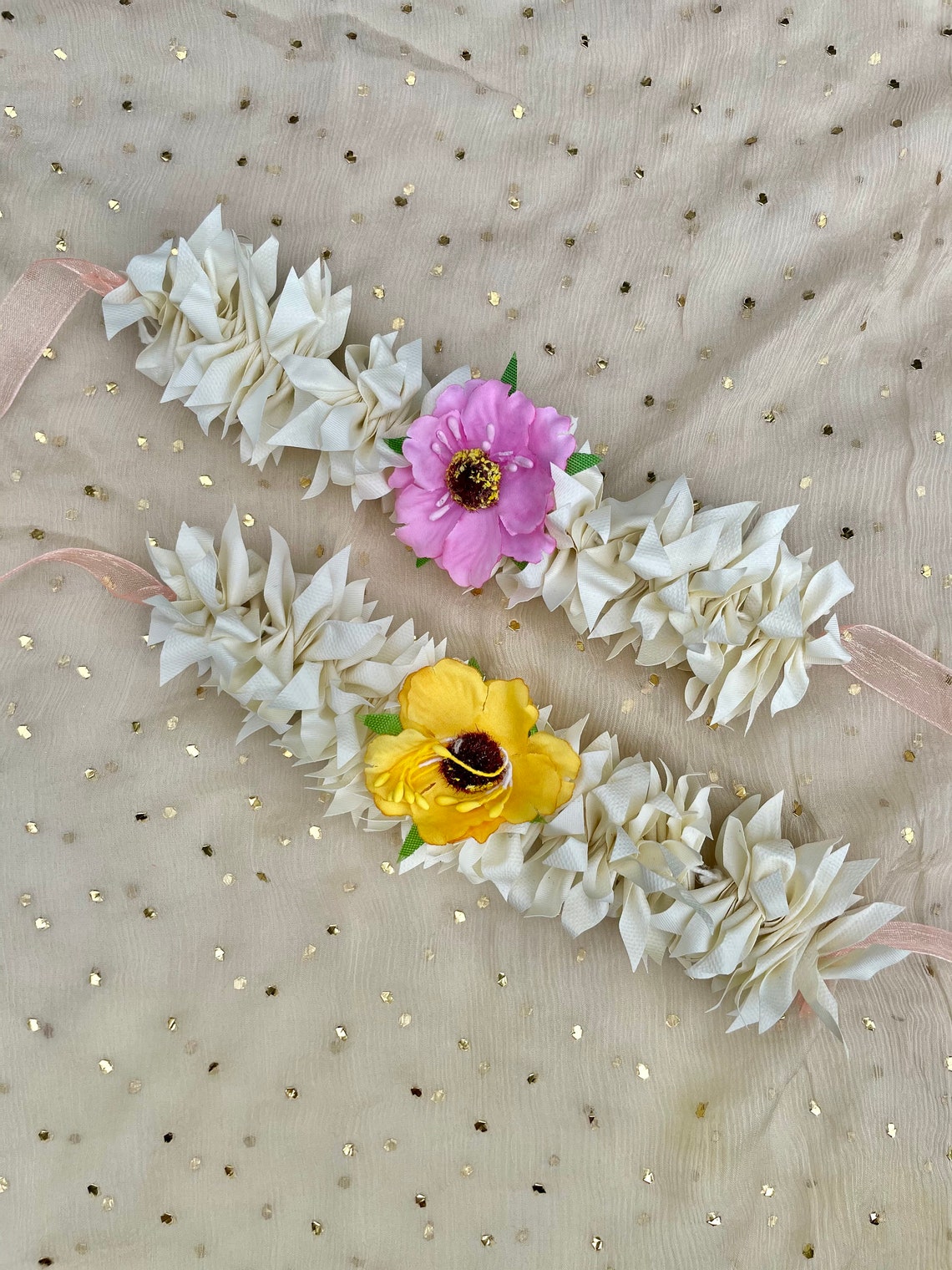 Gajray gajre mehndi decor flower jewelry floral mehndi | Etsy