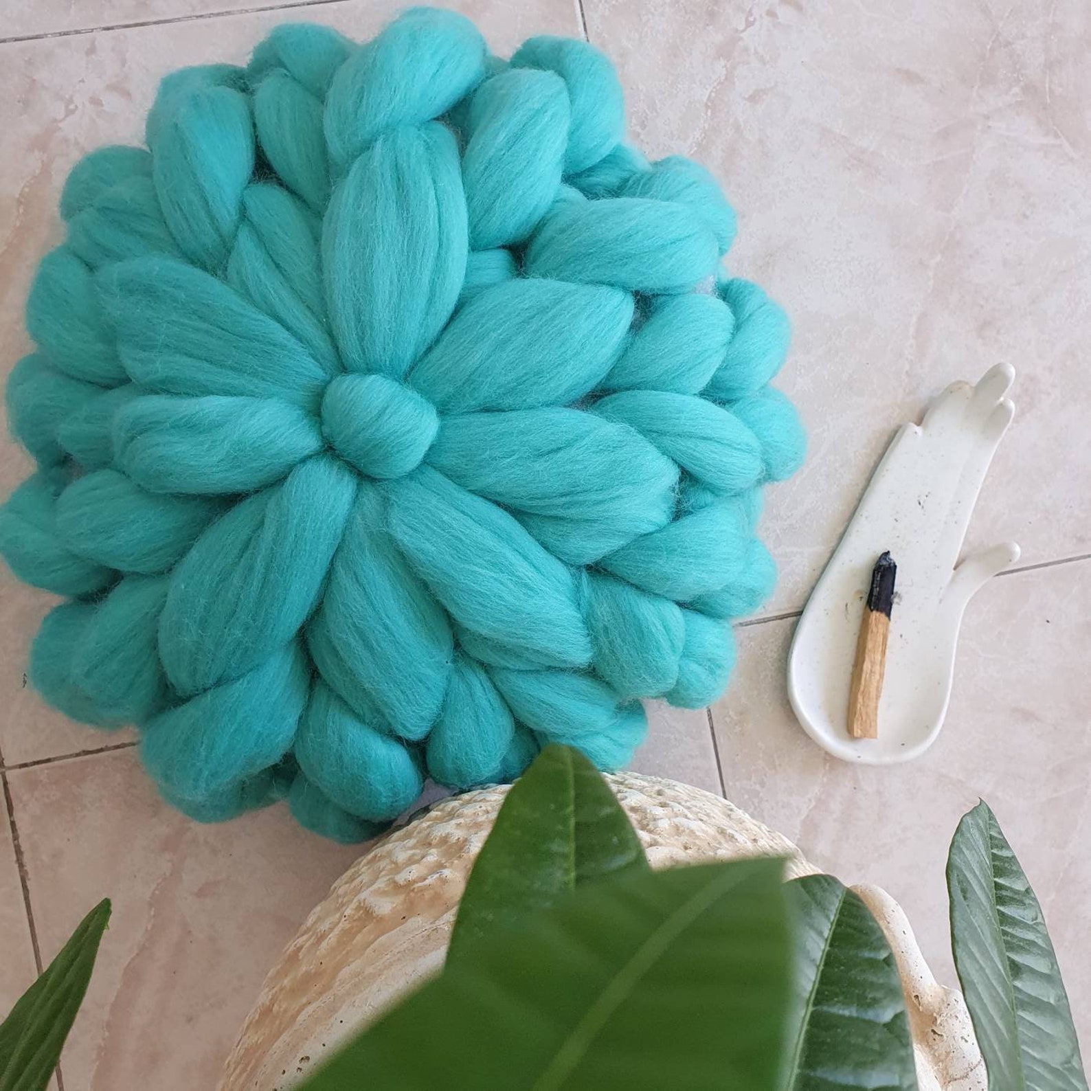 Superfine Merino Wool Chunky Knit Round Cushion Chunky Round - Etsy