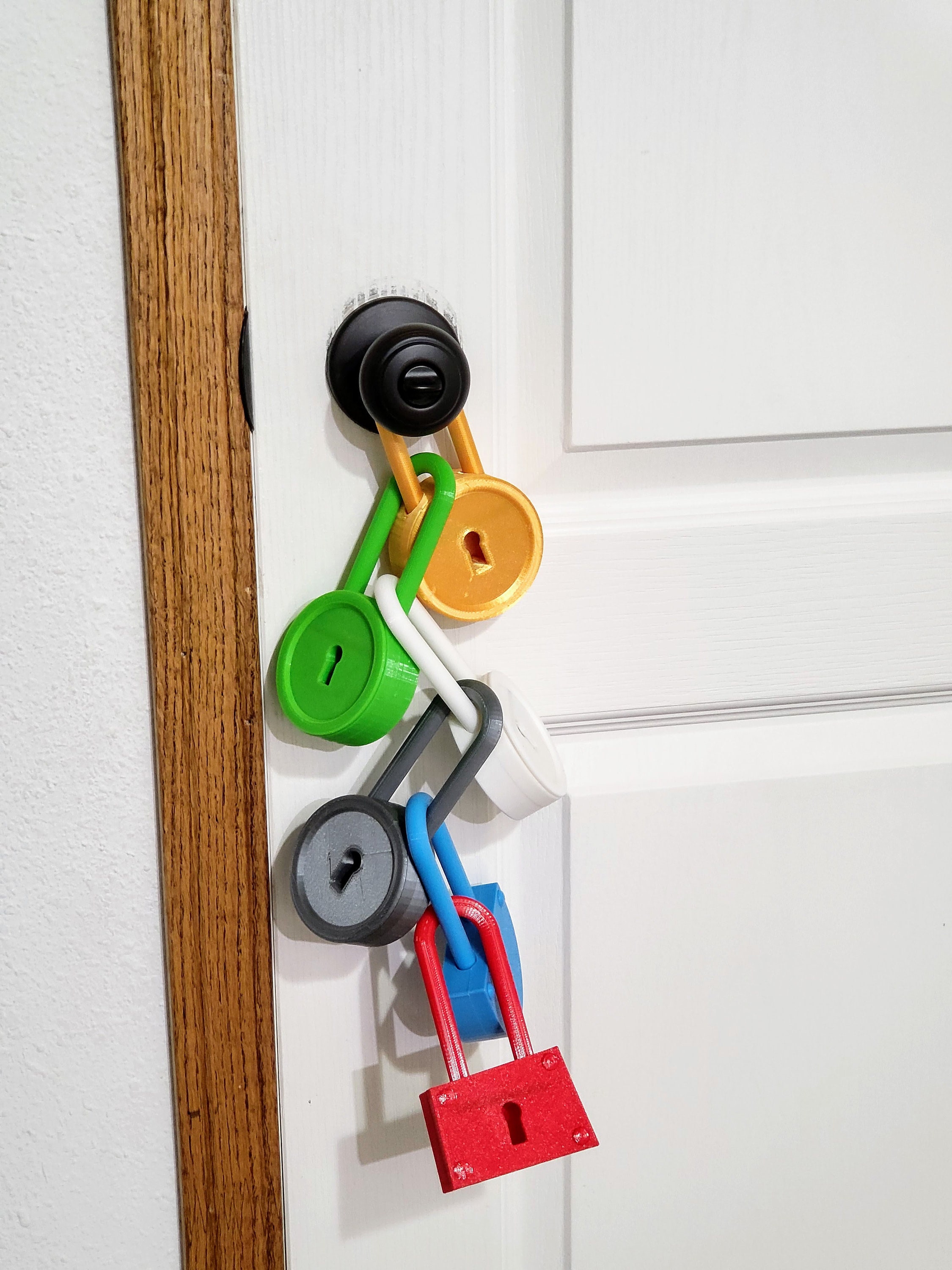 Hello Neighbor Lock and Key 3D Printed fan Inspired - Etsy