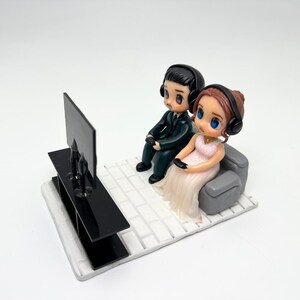 Gaming Wedding Cake Topper Custom Gamer Couple Figurine Bride Groom ...