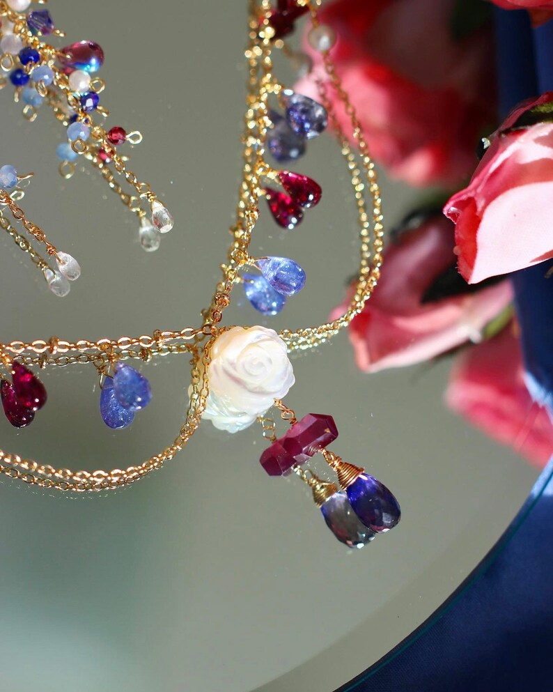 Rose Carved Shell / Garnet / Cordierite / Aurora Pearl / Sapphire ...