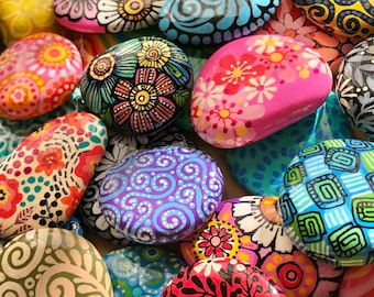 Snowman Pocket Rocks Very Small, Hand-painted Snow Man Stones Sets of 8 ...