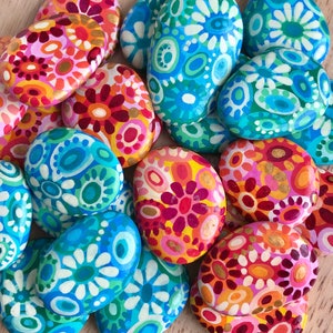 Groovy Floral Painted Stones · Sets of 6 Flower Power Rocks · in Reds ...
