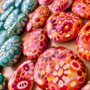 Groovy Floral Painted Stones · Sets of 6 Flower Power Rocks · in Reds ...