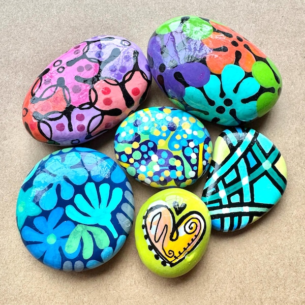 ScribblyStones - Etsy