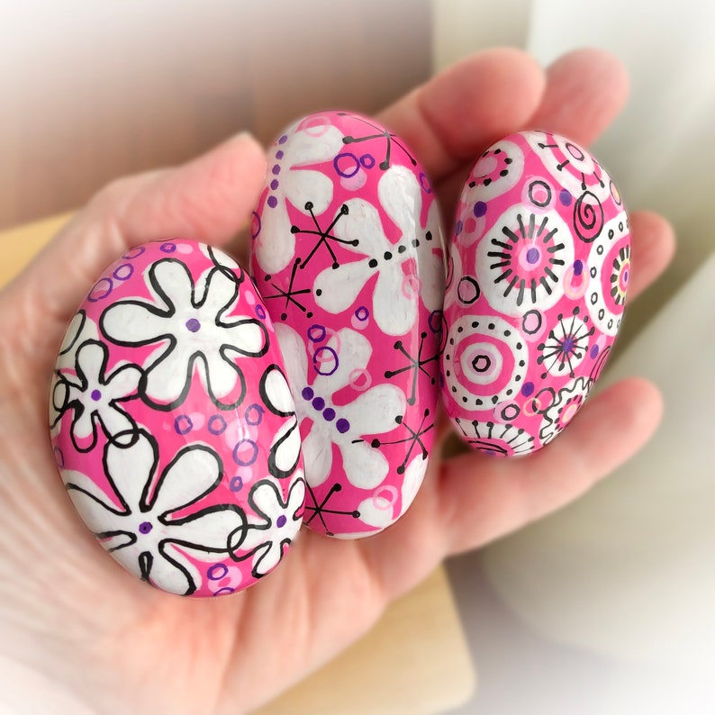 Set of 3 Hand-painted Stones Pretty Pink Kindness Rocks - Etsy