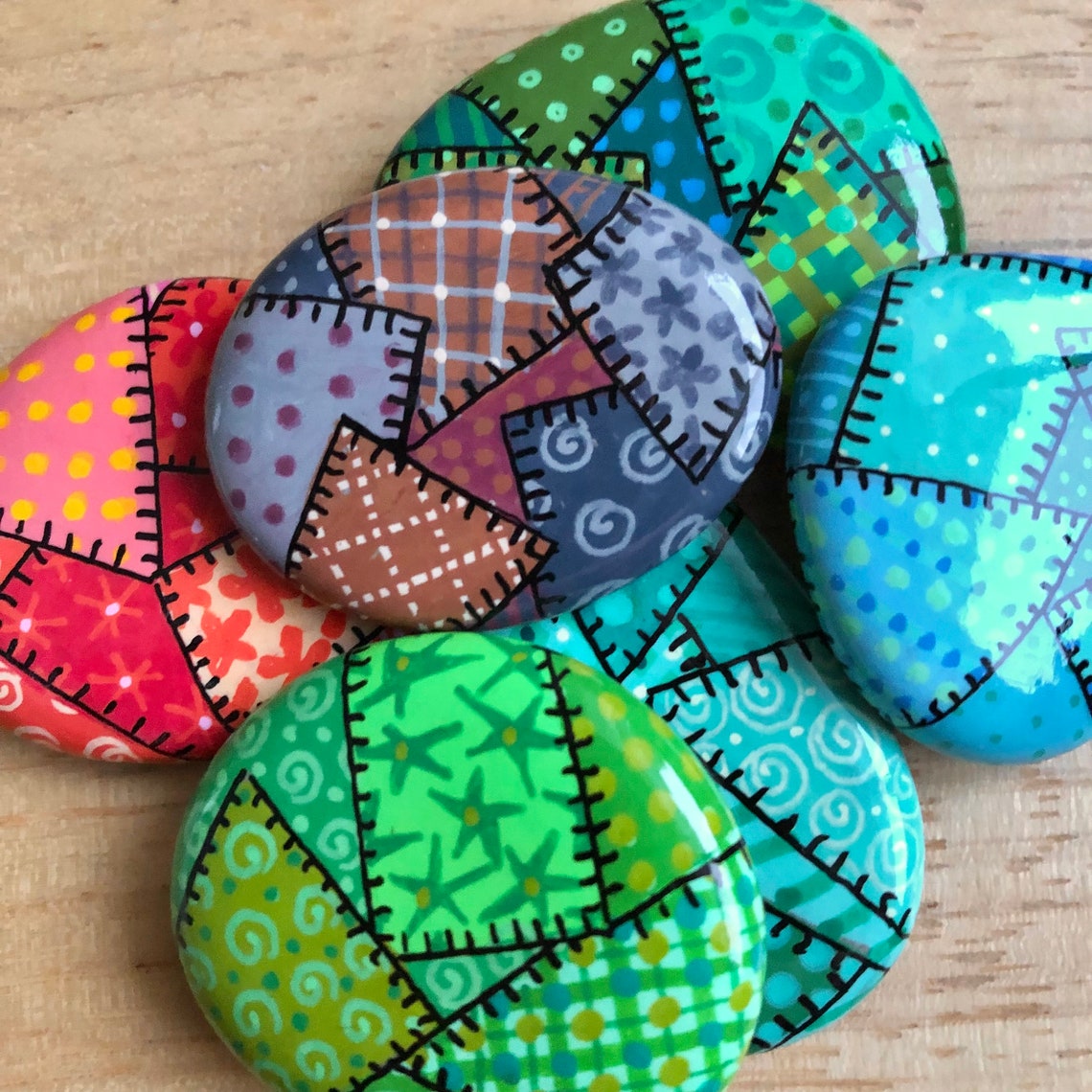 Rainbow-colored Patchwork Quilt Painted Stones Set of 6 - Etsy