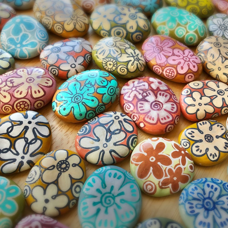 Beautiful Boho Floral Hand-painted Rocks Sets of 6 Small - Etsy