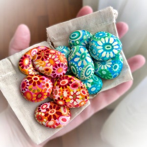 Groovy Floral Painted Stones · Sets of 6 Flower Power Rocks · in Reds ...