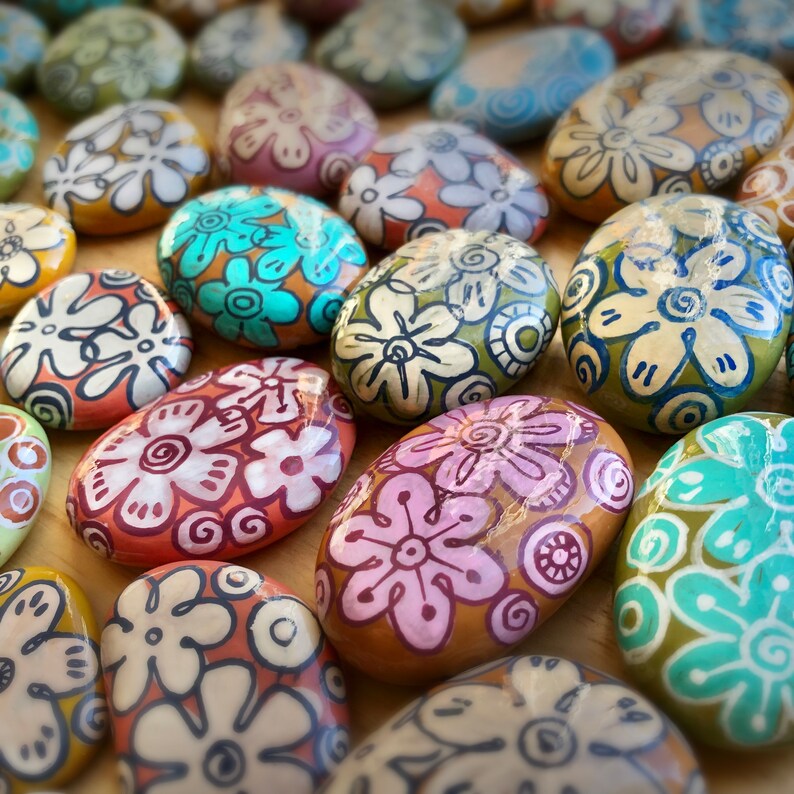 Beautiful Boho Floral Hand-painted Rocks Sets of 6 Small - Etsy