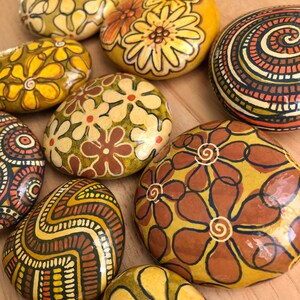Sets of 3 Beautiful Hand-painted Earth-toned Stones · Kindness Rocks ...