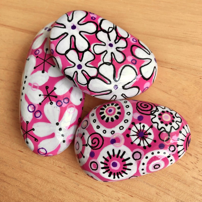 Set of 3 Hand-painted Stones Pretty Pink Kindness Rocks - Etsy