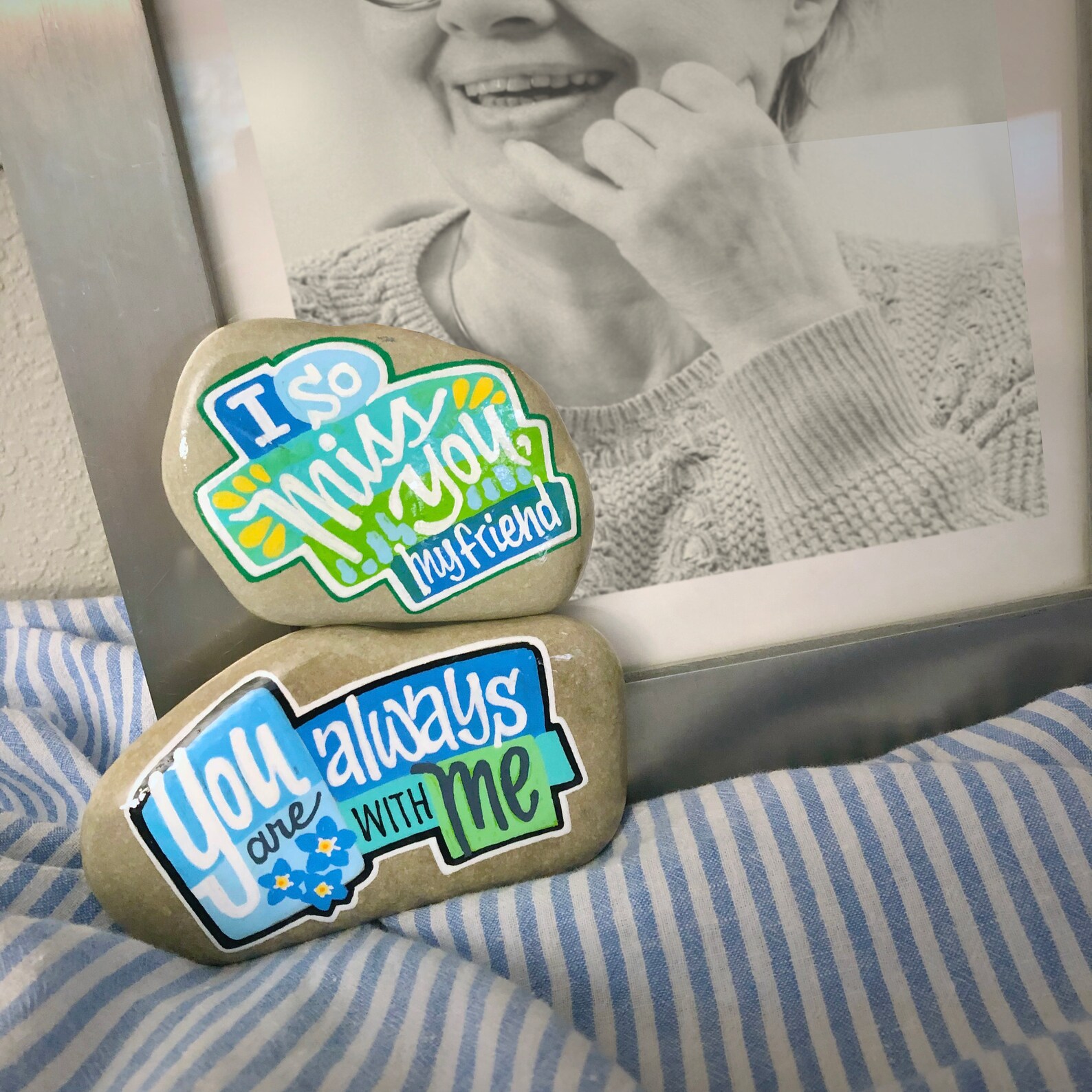 Memorial Painted Rocks Keepsake Art Stones in Memory of | Etsy